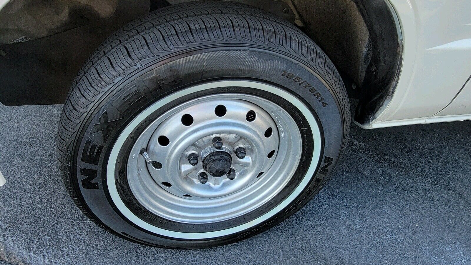 1988 Toyota Pickup 1/2 Ton RN50 for sale